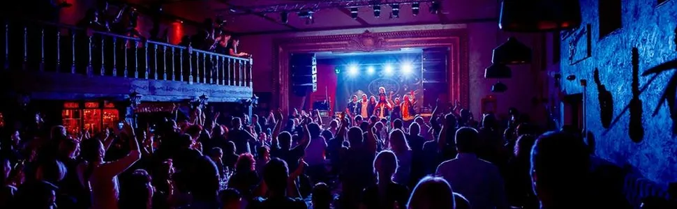 Club Hush – Concerte, Terasă & Restaurant în Pitești | Music Pub